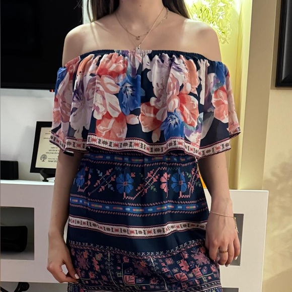 Jealous Tomato | Dresses | Jealous Tomato Navy And Pink Floral Maxi ...